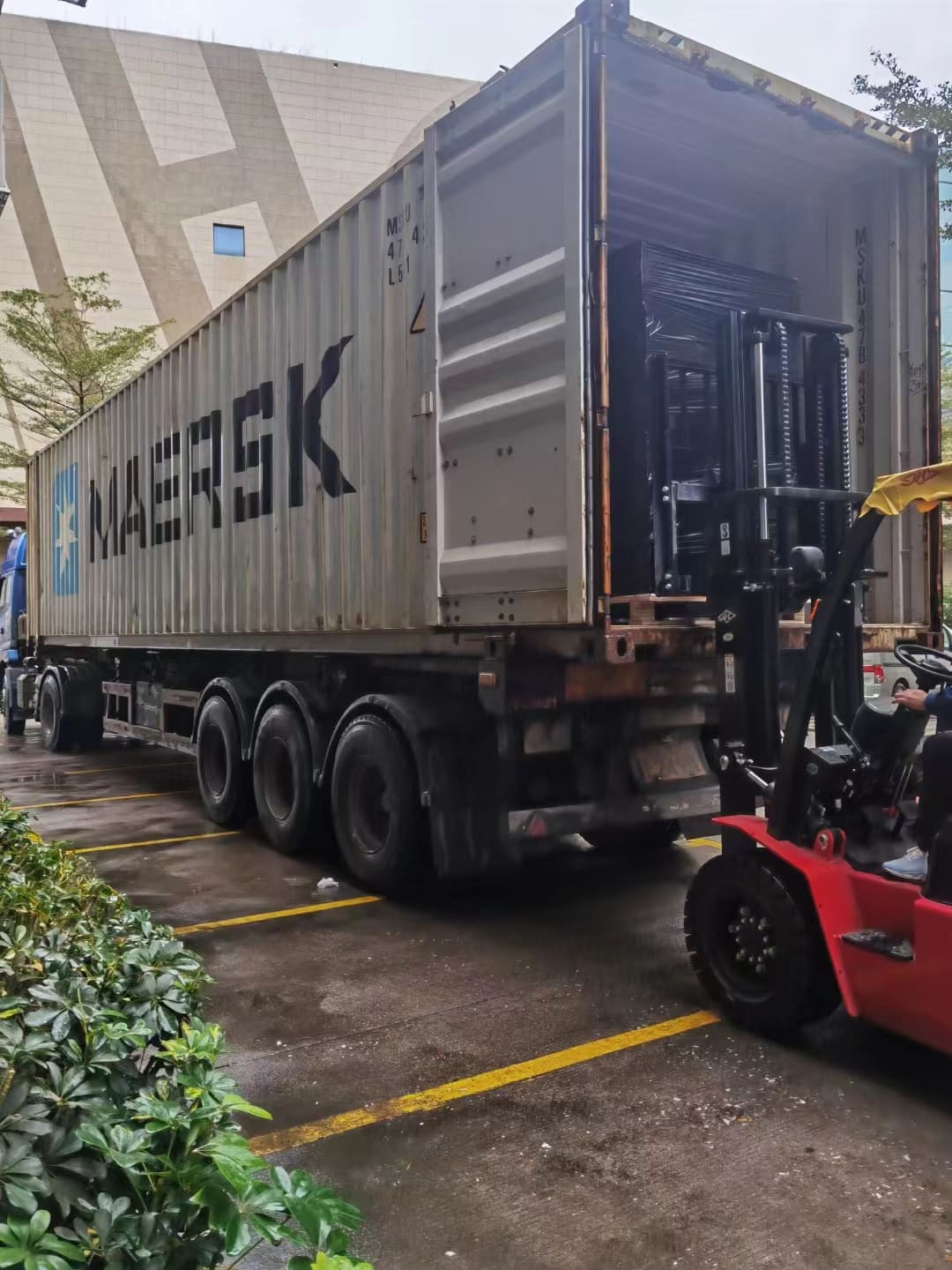 The Ultimate Guide to Packaging and Shipping Solar Inverters | SolarCtrl