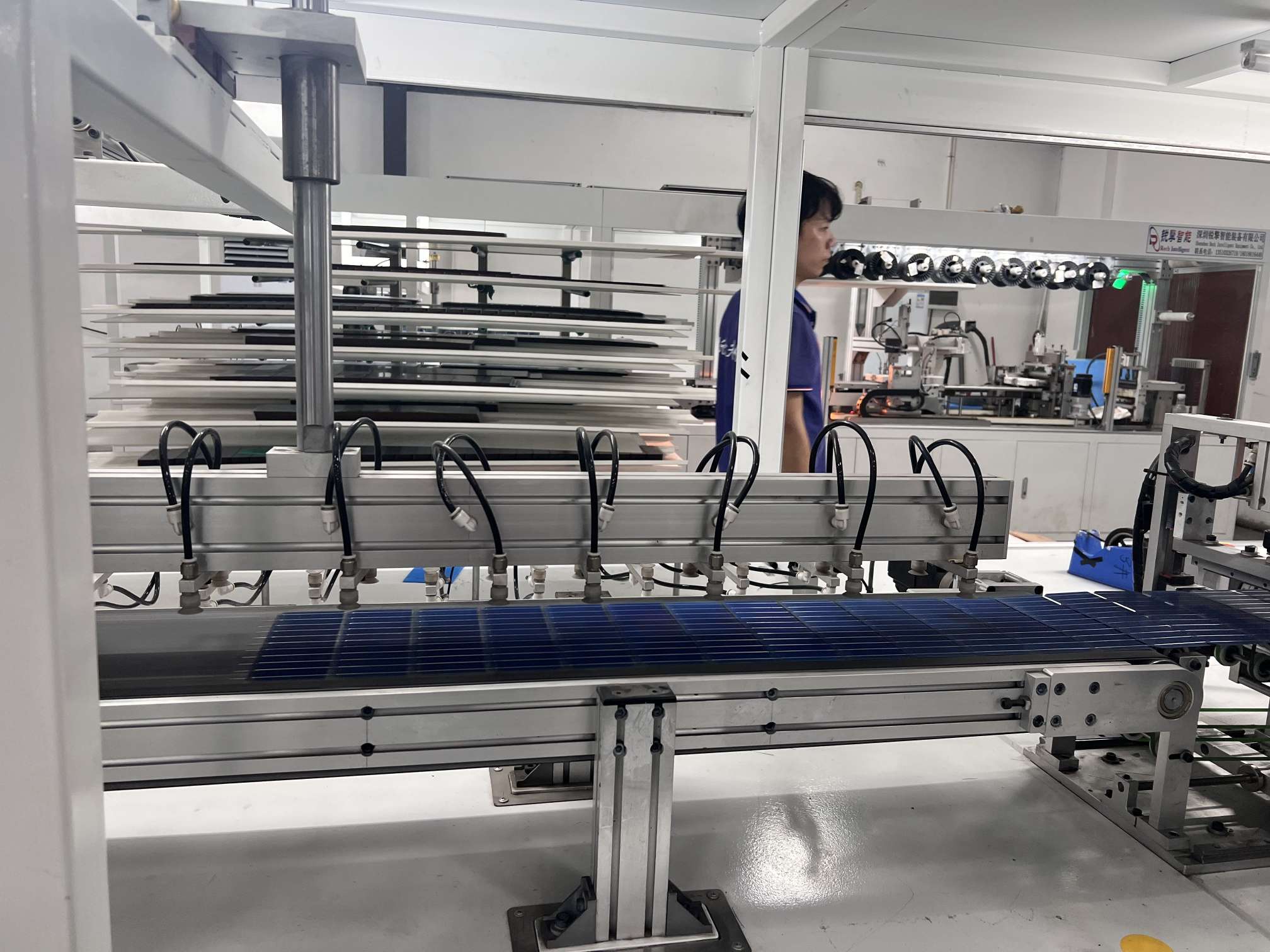 The Working Principle of Solar Panels | SolarCtrl