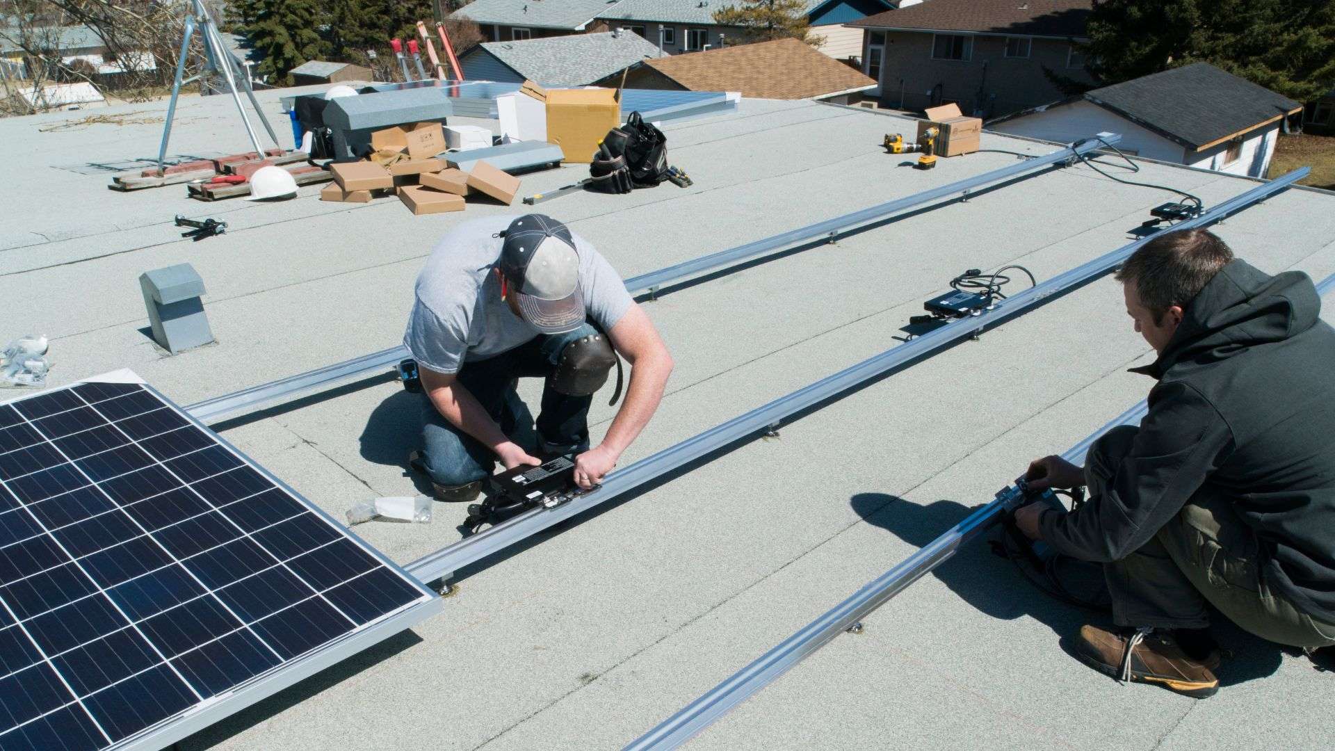 What Are Solar Panel Mounting Rails and Racks? | SolarCtrl