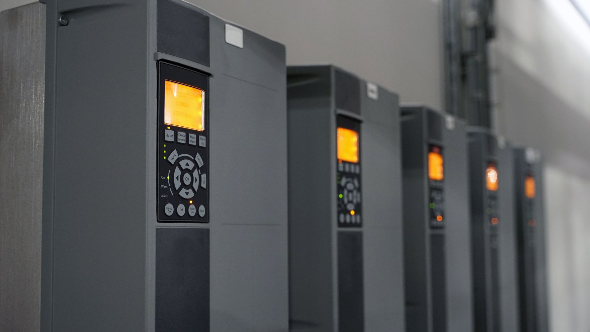 How to size a solar charge controller? | SolarCtrl