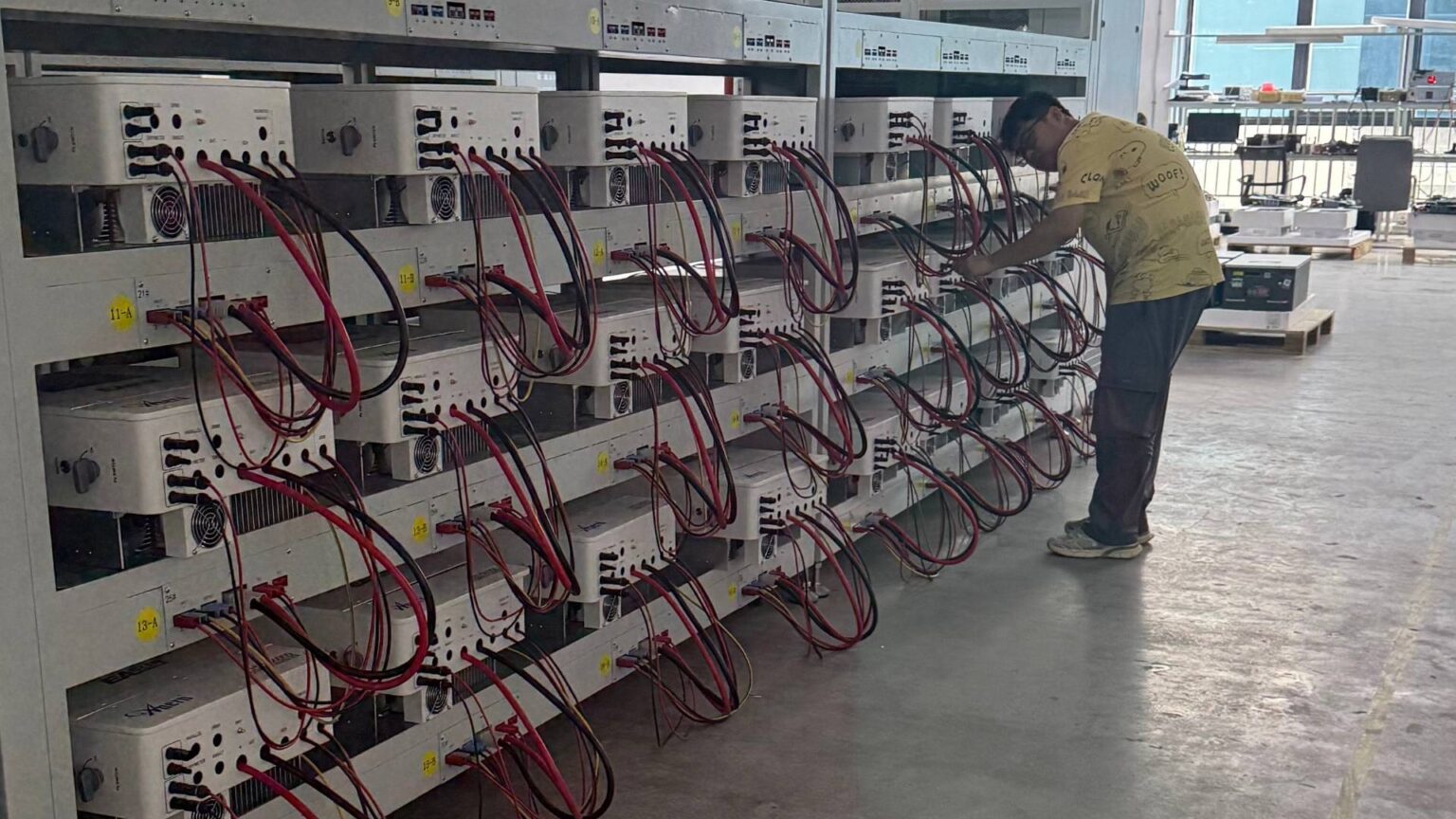 Lithium Ion Battery Cells: All You Need to Know | SolarCtrl